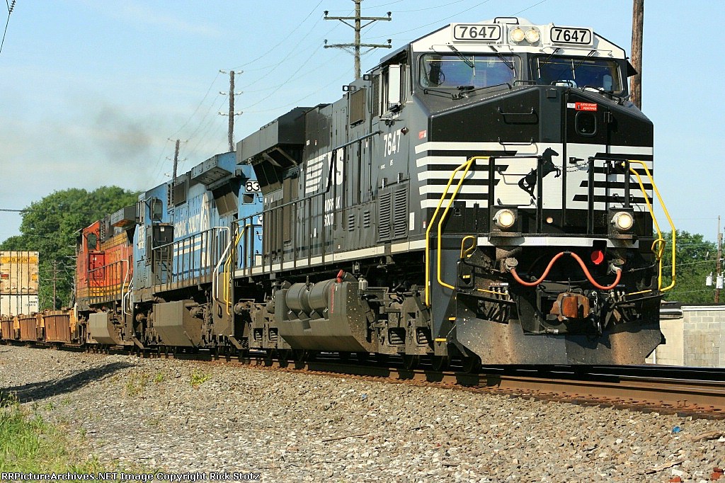 NS 7647